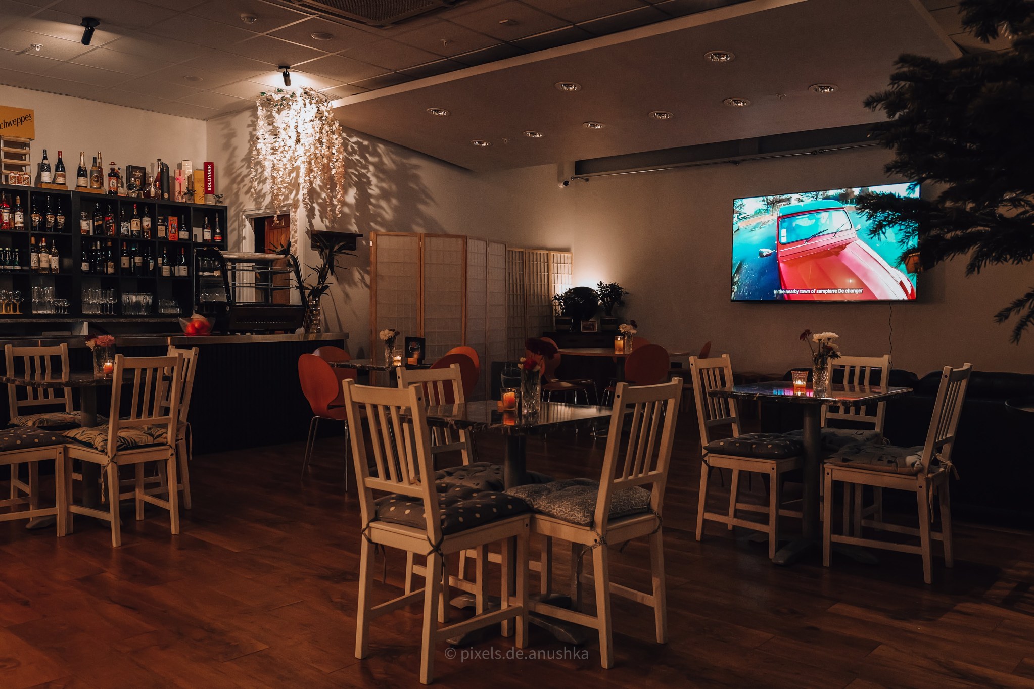 Meridian Cafe and Bar