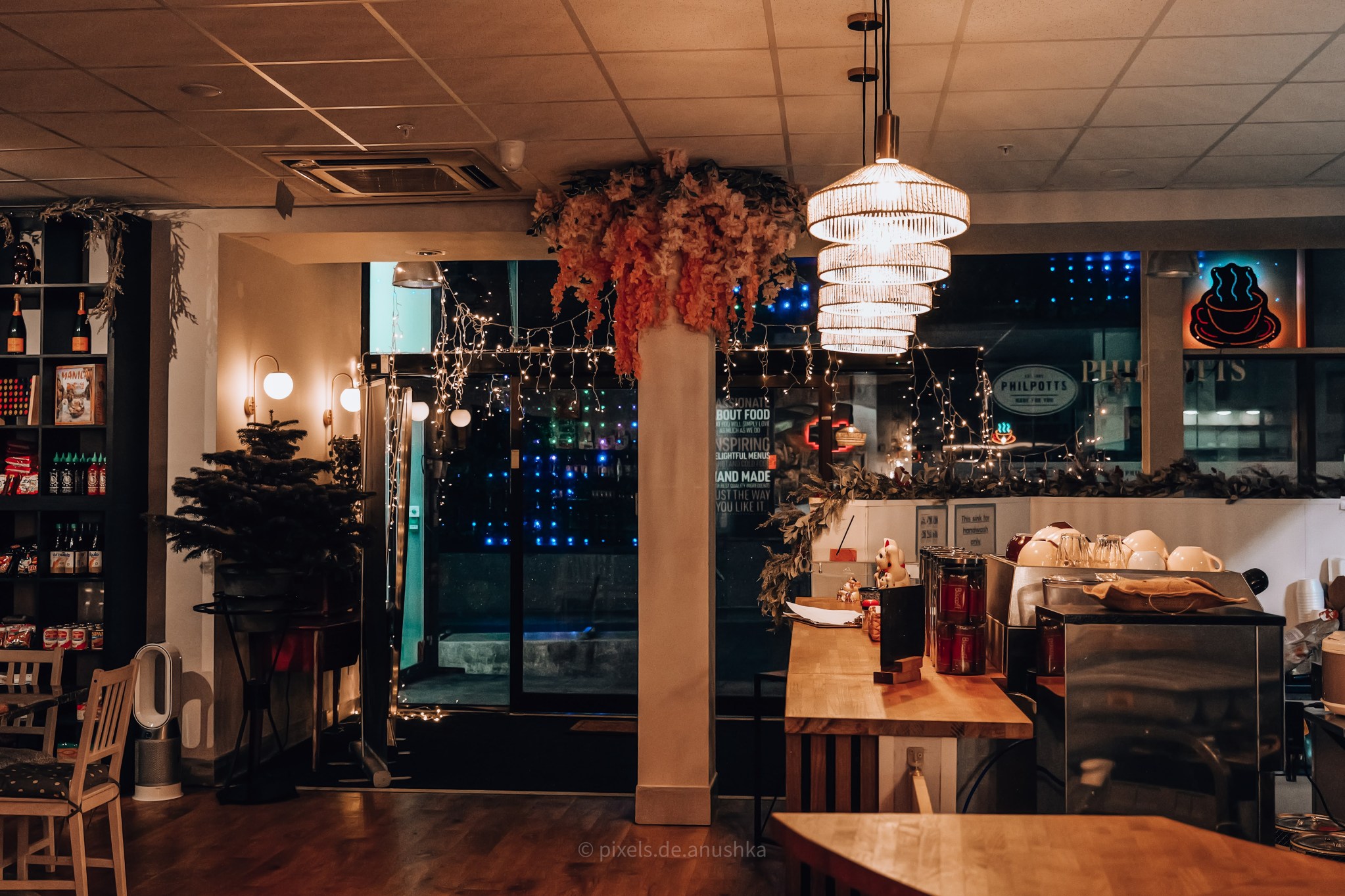 Meridian Cafe and Bar